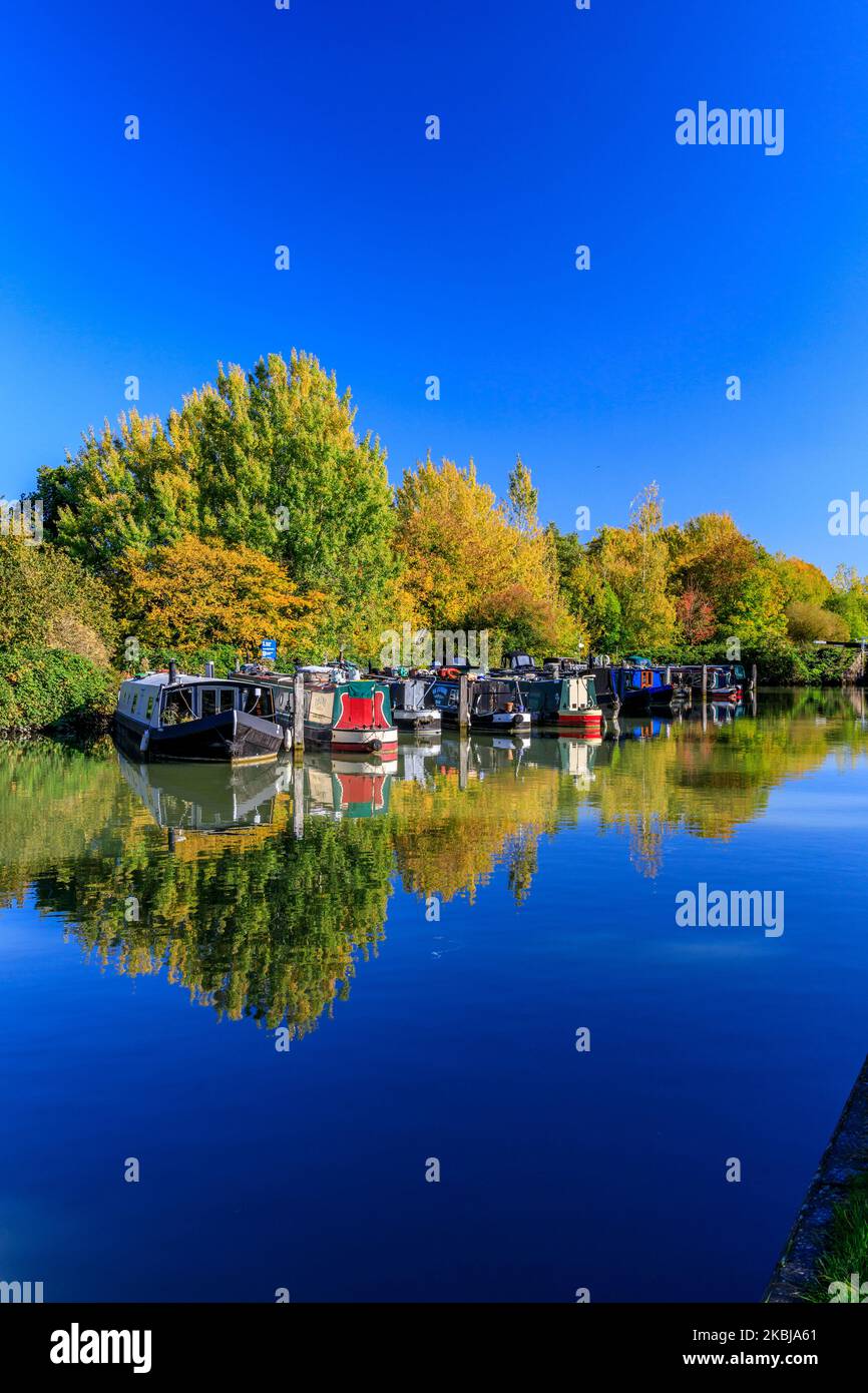 Vibrant autumn colour alongside one of the highest locks of the 29 at ...