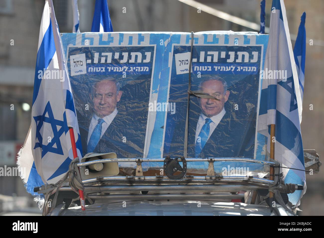 Benjamin netanyahu supporter hi-res stock photography and images - Alamy