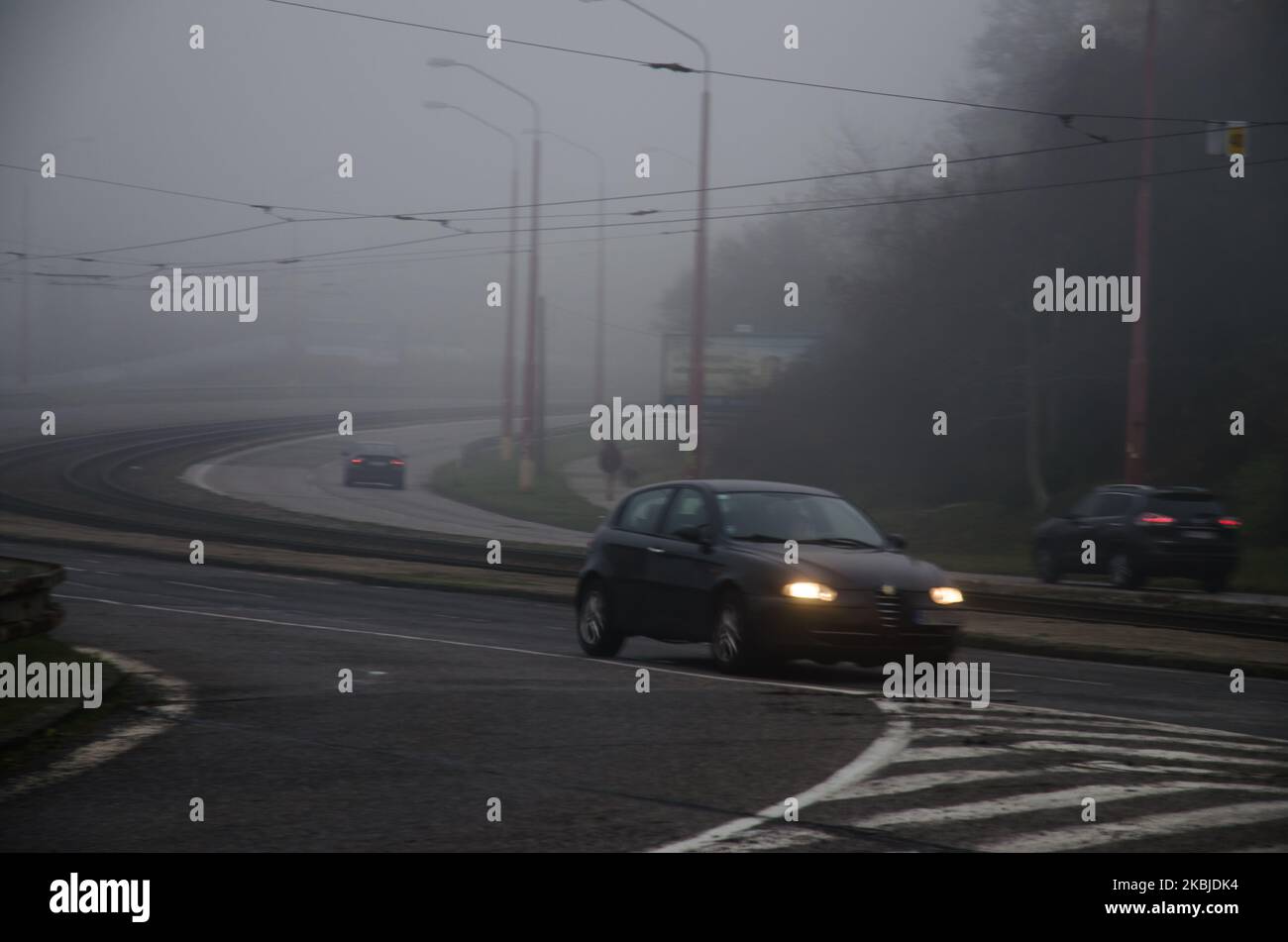 Foggy night road hi-res stock photography and images - Alamy