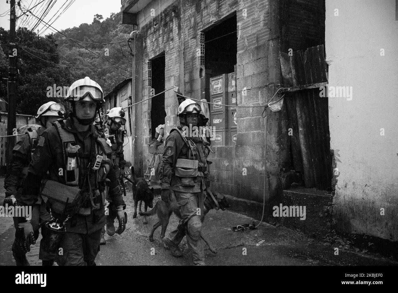 (EDITOR'S NOTE: Image was converted to black and white) Military fire ...