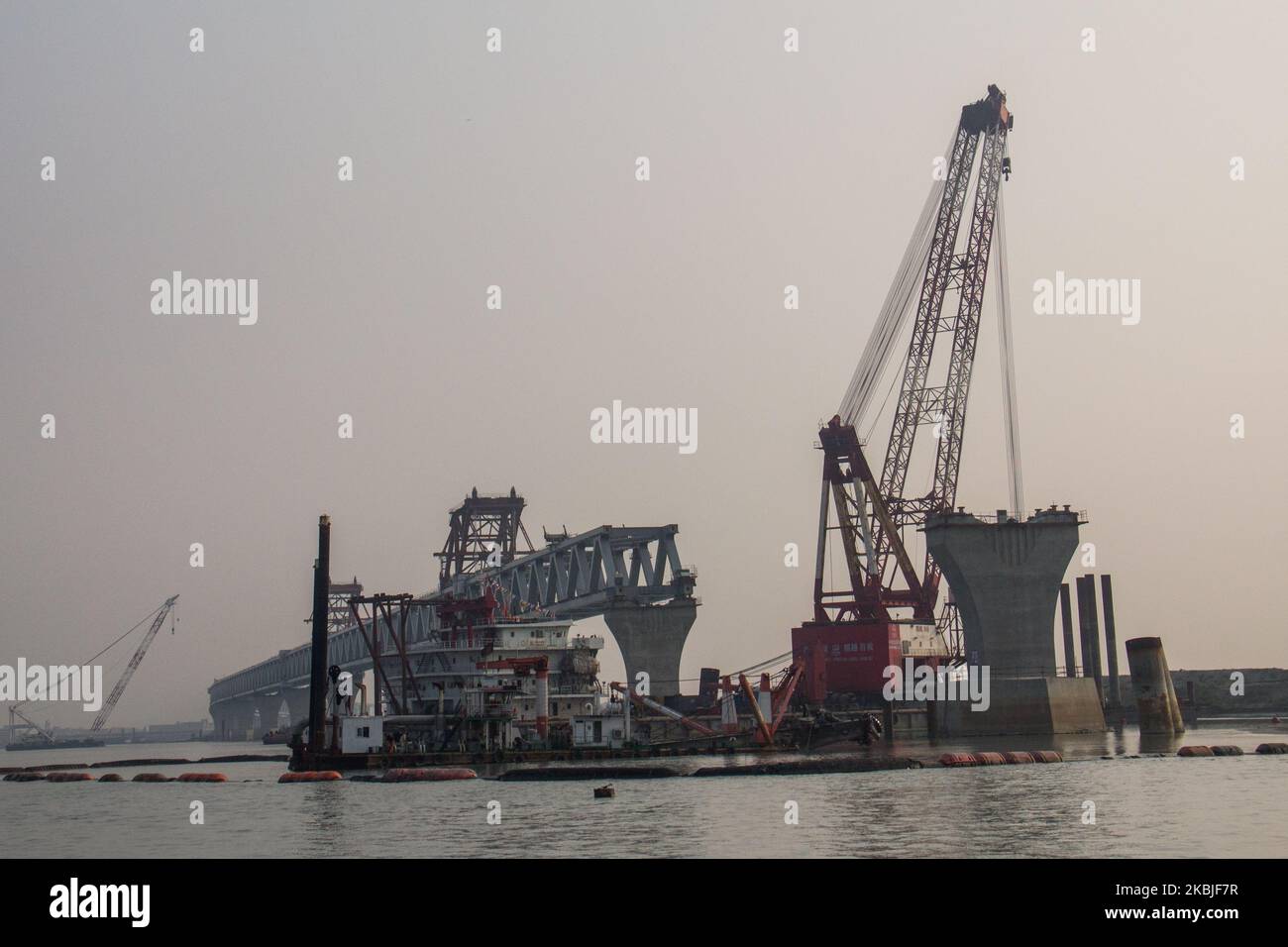 Padma bridge project hi-res stock photography and images - Alamy