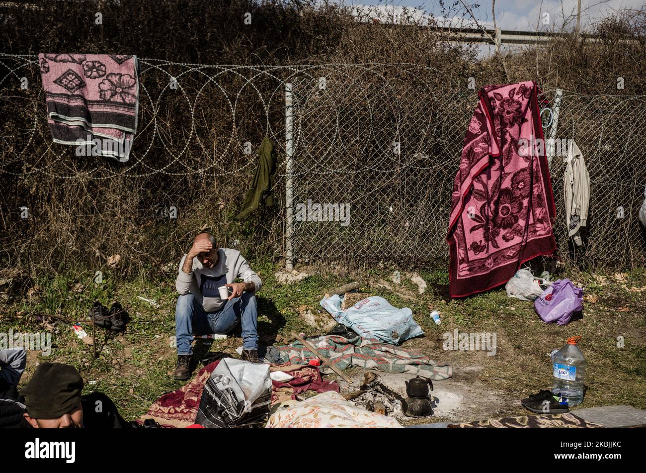 People go to the fire station hi-res stock photography and images - Alamy
