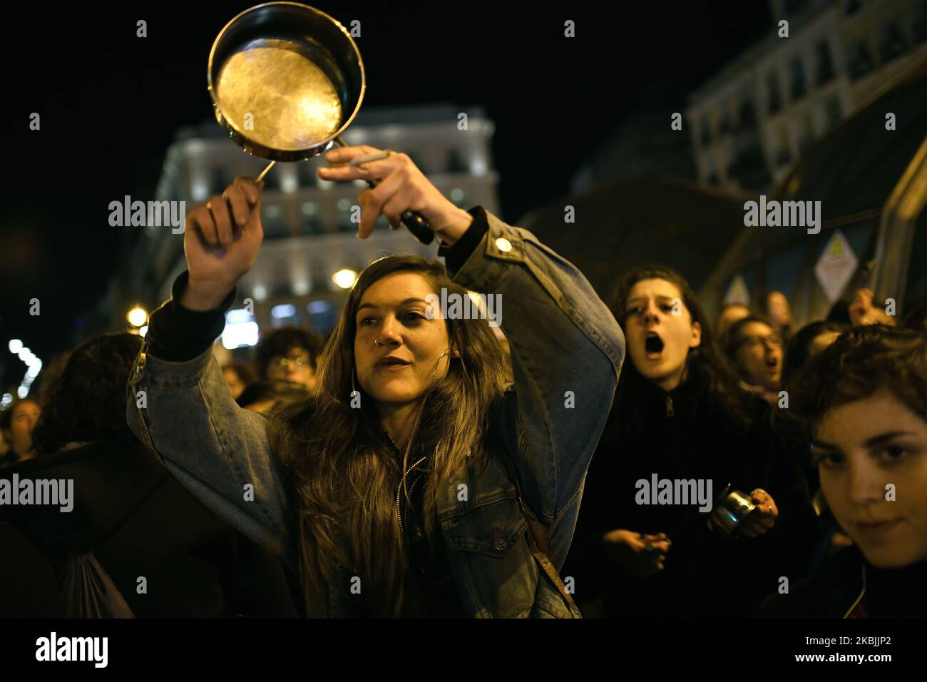 Women bang pots and pans shouting angry slogans during the cacerolada ...
