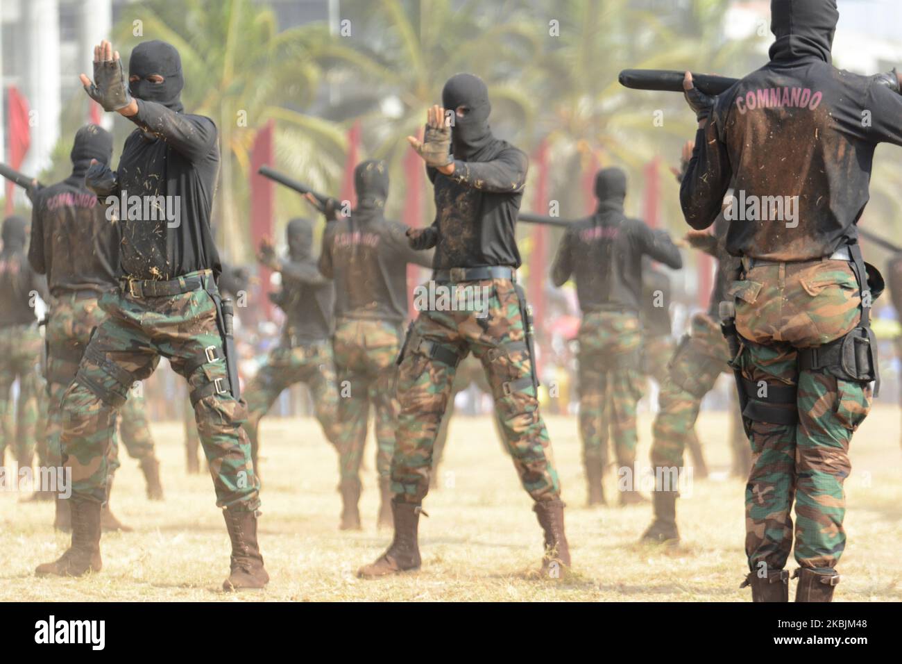 Sri lanka commando regiment hi-res stock photography and images - Alamy
