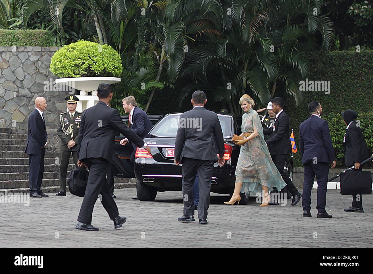 Painfull separation hi-res stock photography and images - Alamy