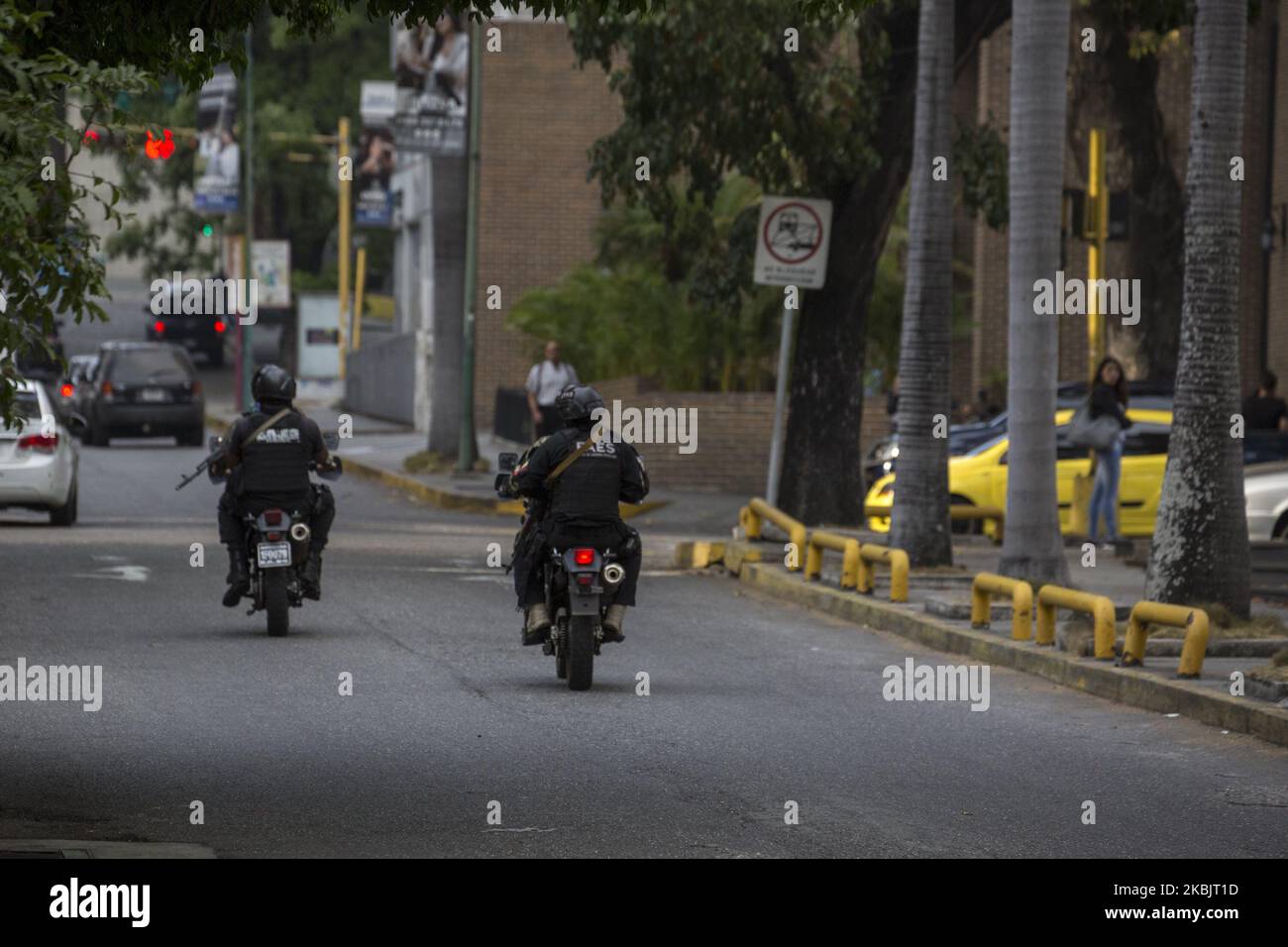 Acciones especiales special action forces hi-res stock photography and ...