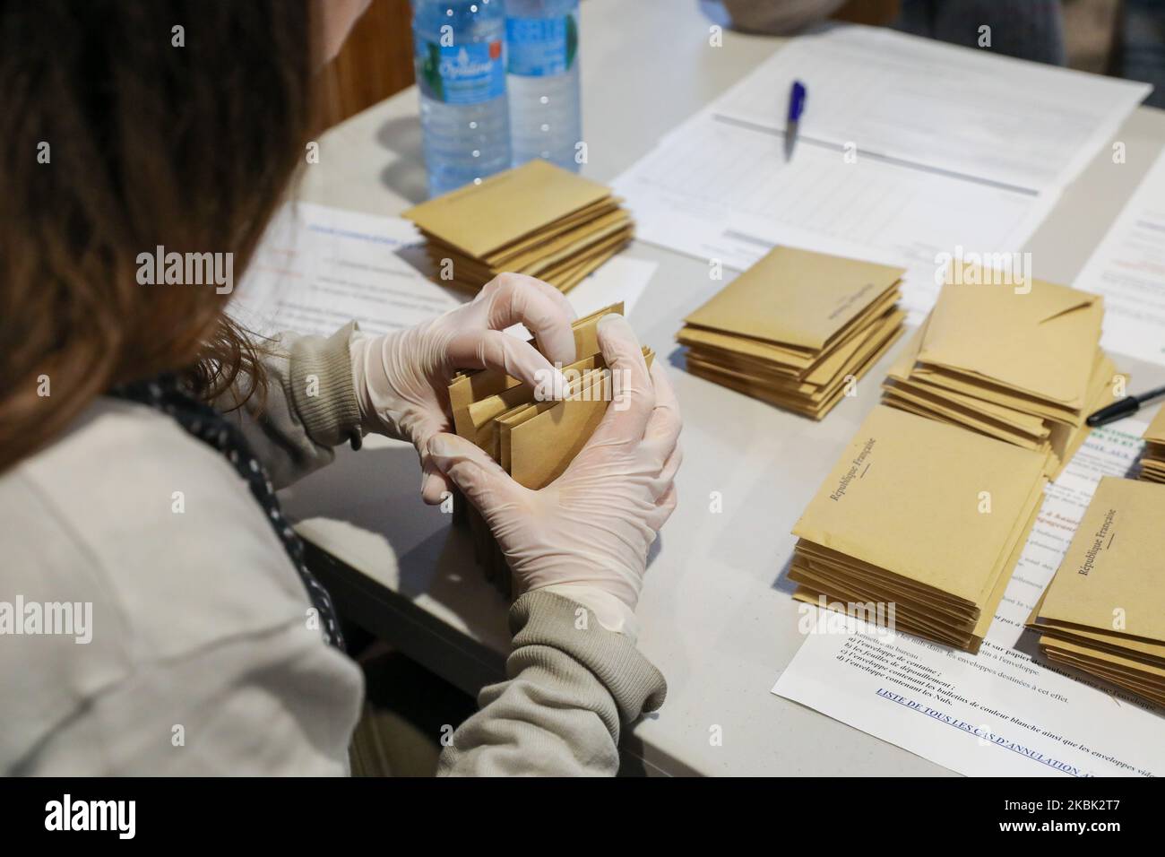 Record of abstention rate hi-res stock photography and images - Alamy