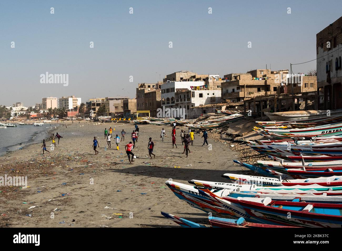 Senegal beach kids hi-res stock photography and images - Alamy