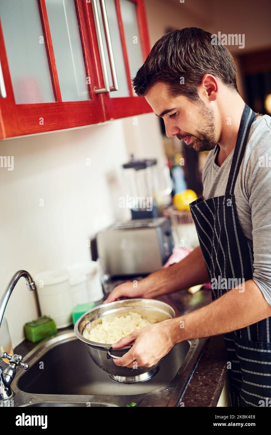 Man eating pasta home hi-res stock photography and images - Alamy