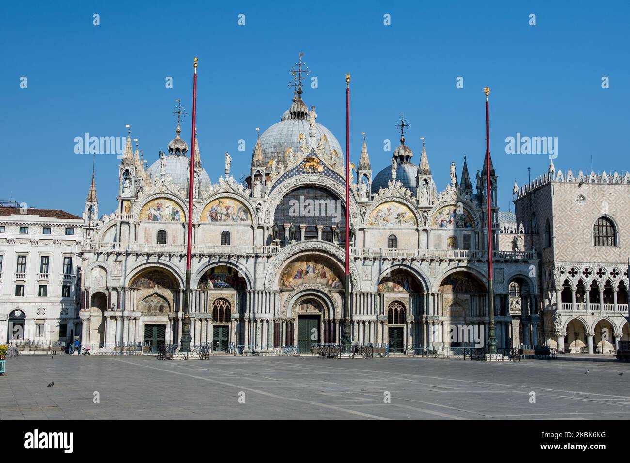 The San Marco square , always very populated, is completely empty on ...