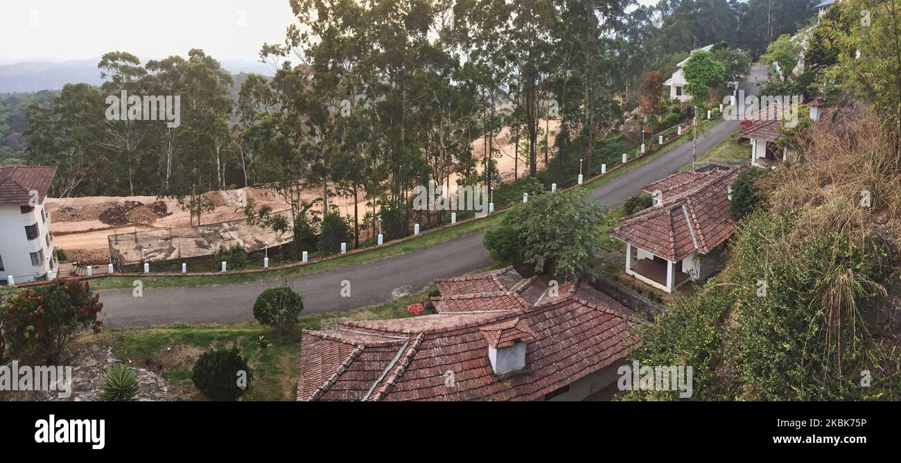 Guest houses high in the mountains in the Munnar Valley in Udumbanchola ...