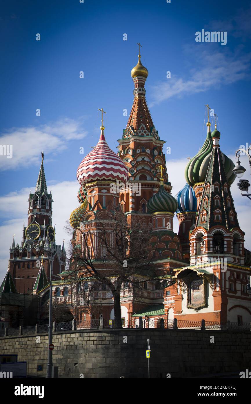 People on Red Square during COVID-19 coronavirus infection world ...