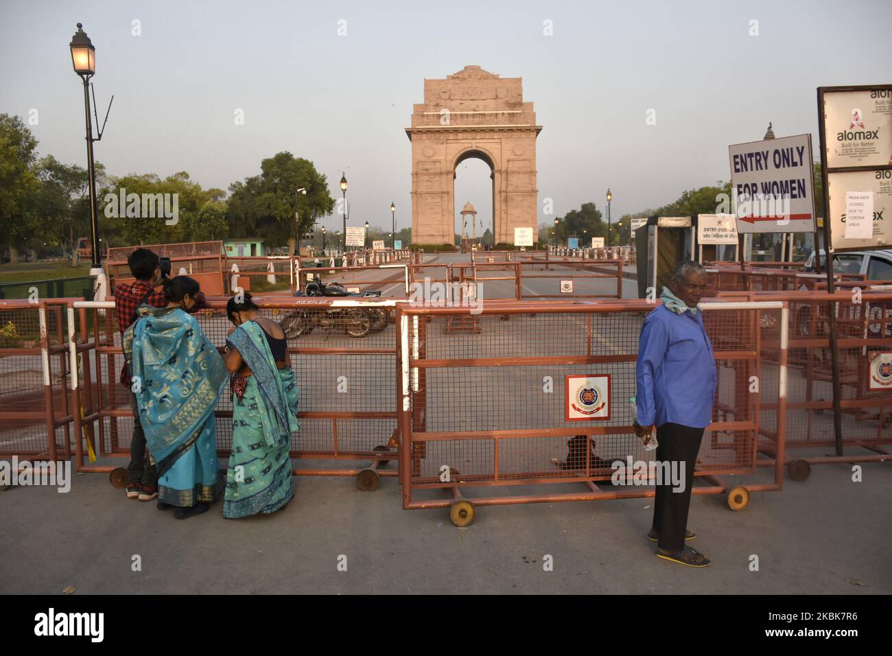 Tourist spots of delhi hi-res stock photography and images - Alamy