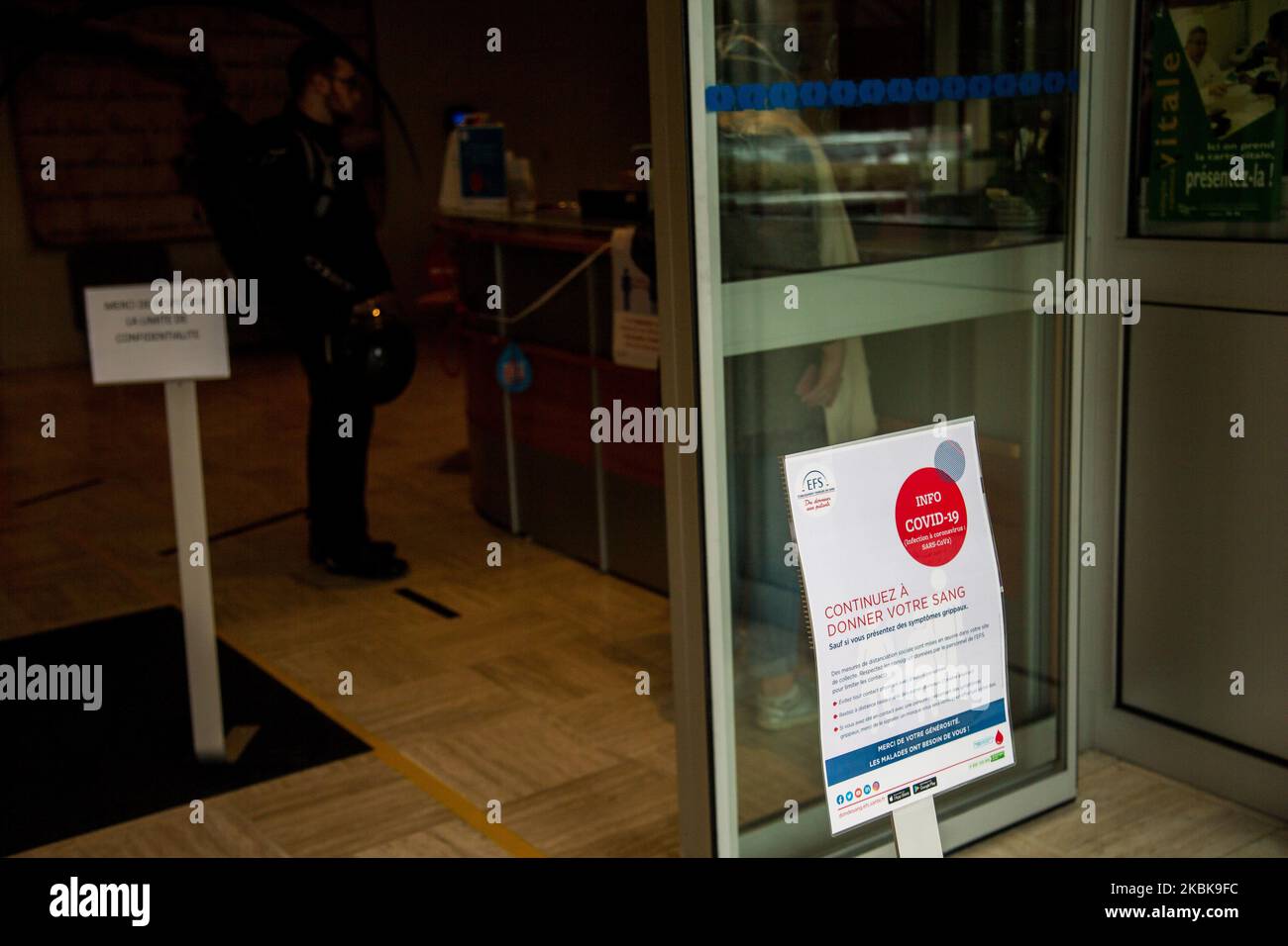 Issuing blood hi-res stock photography and images - Alamy