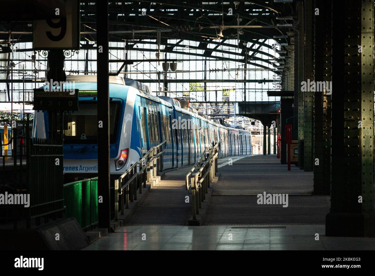 Passengers Central Train Station, "Constitución" it is one of the seven ...