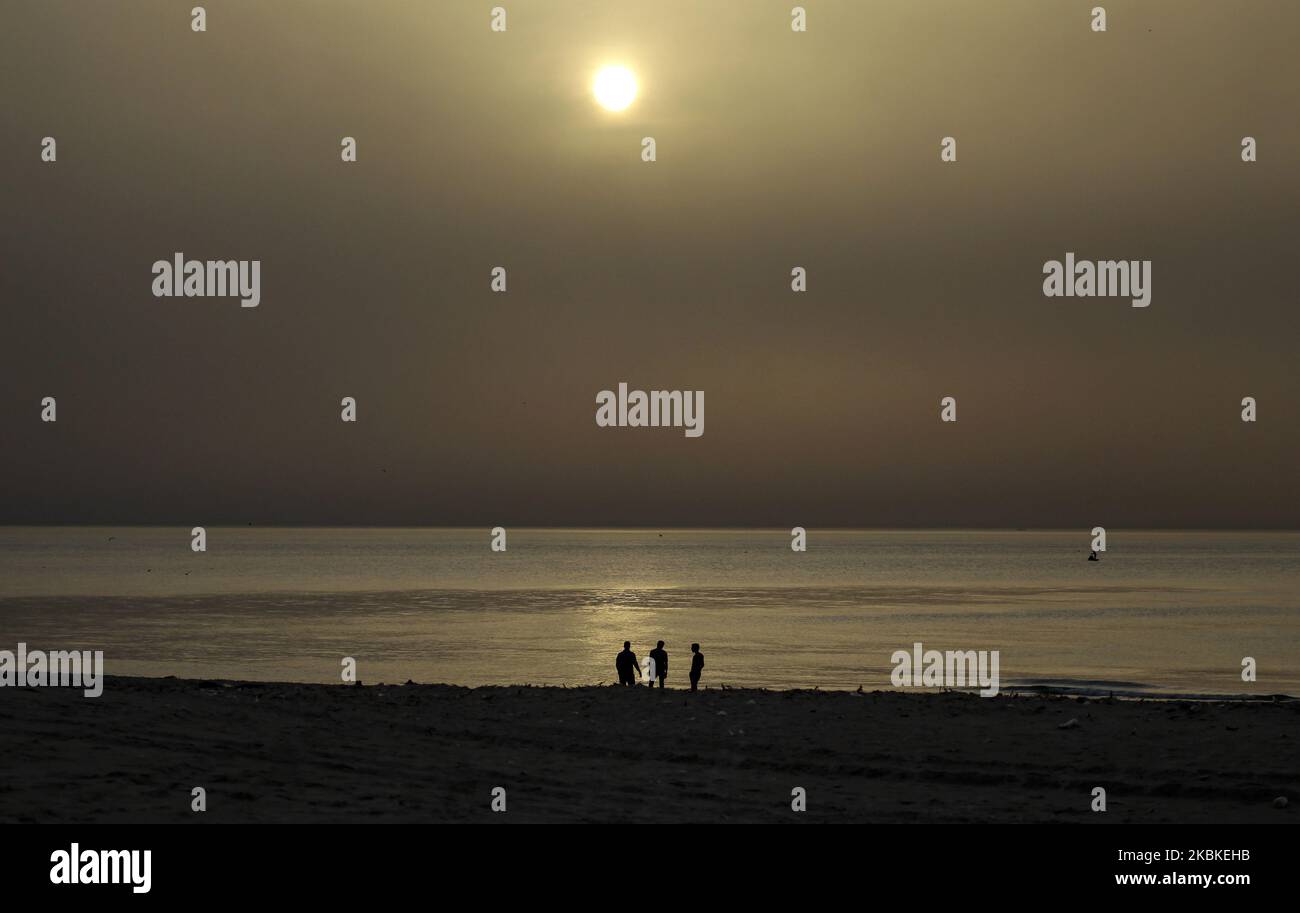 Gaza sunset hi-res stock photography and images - Alamy