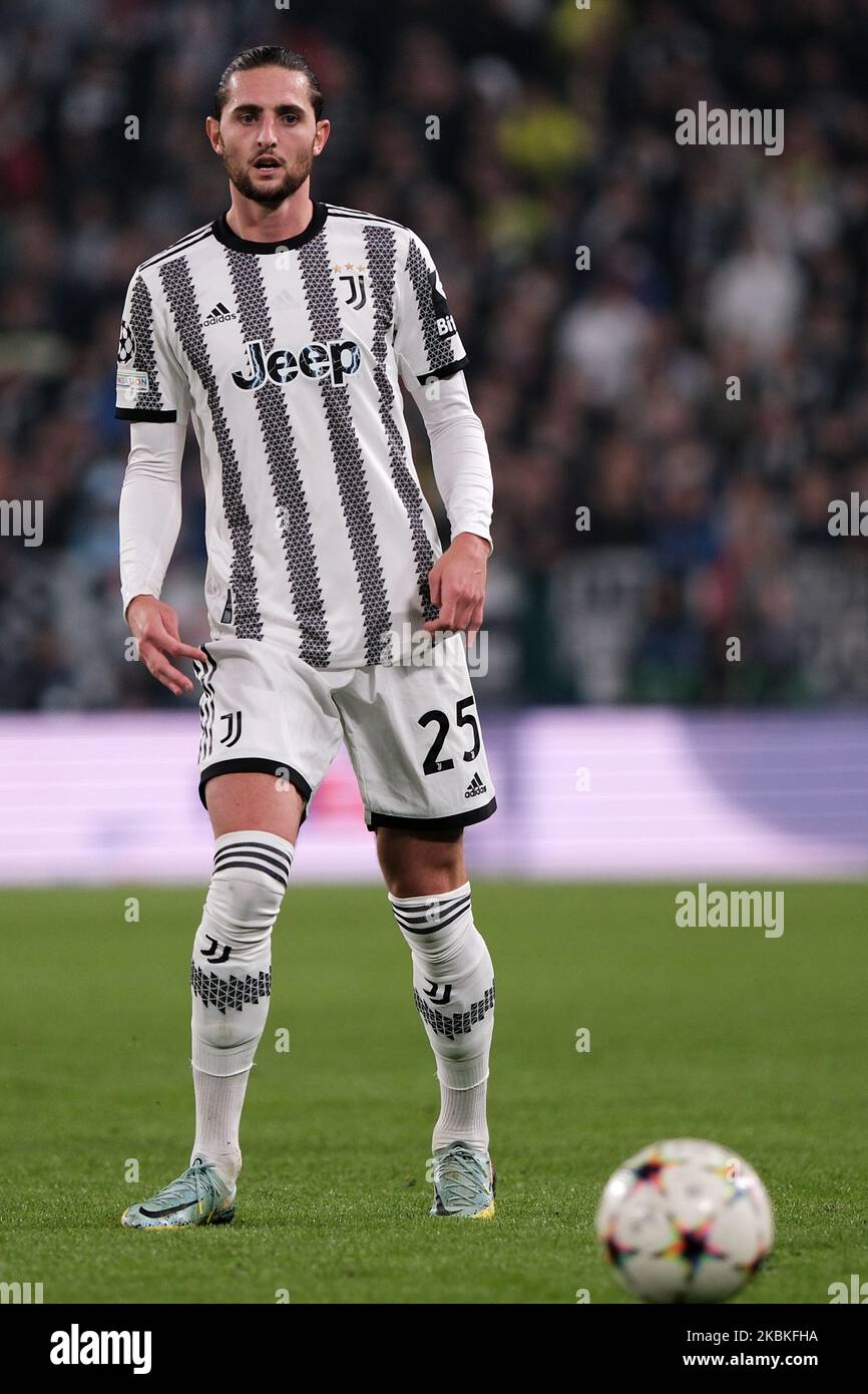 Rabiot psg 2022 hi-res stock photography and images - Alamy