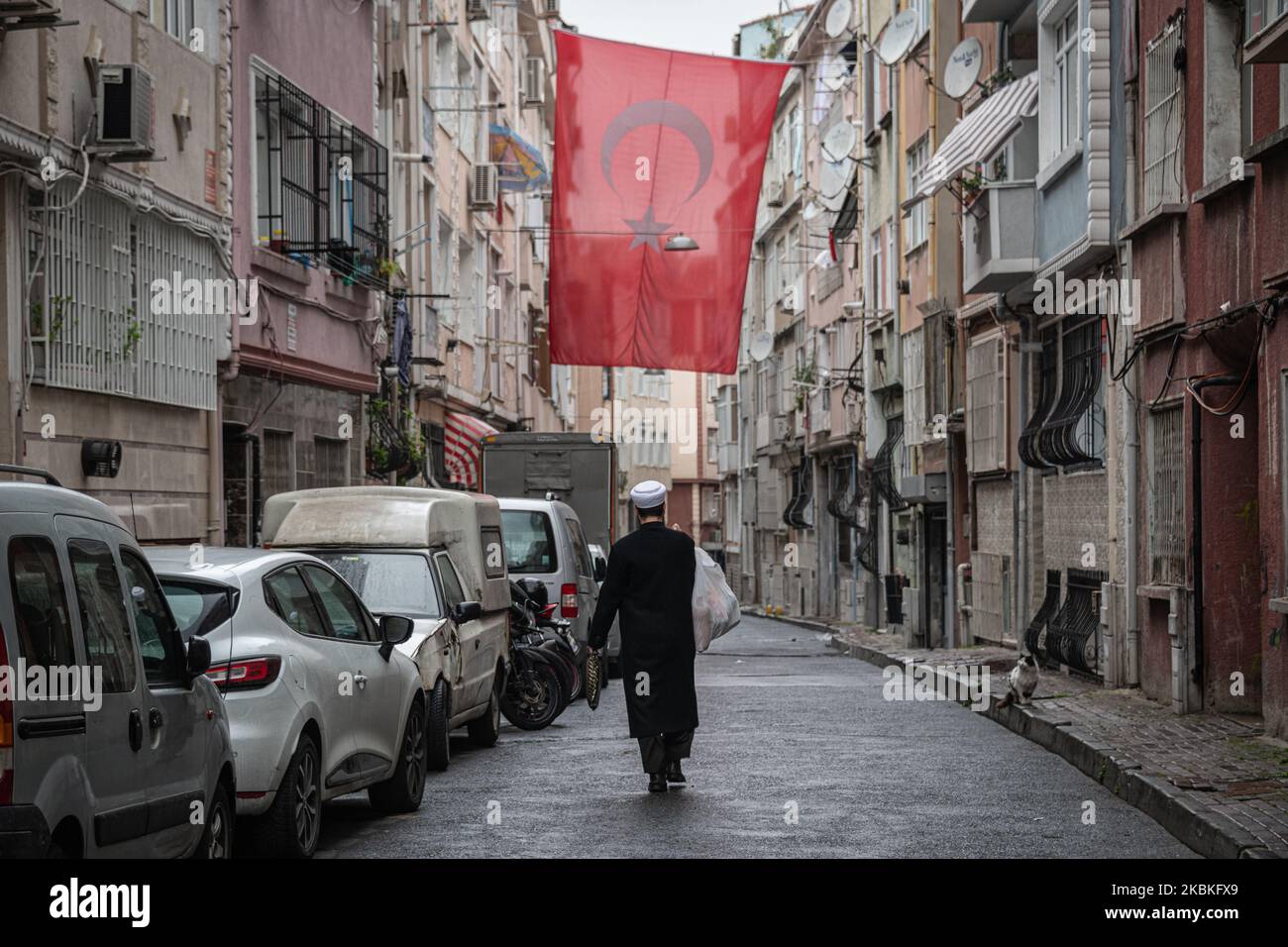 Residents of turkeys largest city hi-res stock photography and images ...