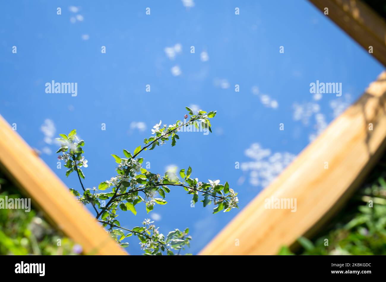 Child reflection happy hi-res stock photography and images - Alamy