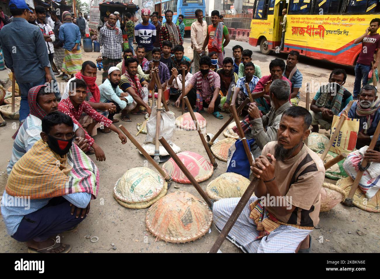 Bangladeshi capital of dhaka hi-res stock photography and images - Alamy