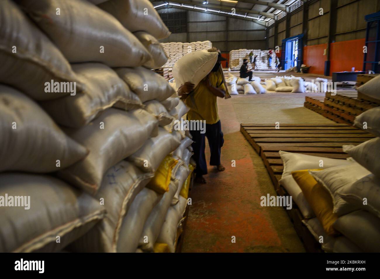 National food buffer center hi-res stock photography and images - Alamy