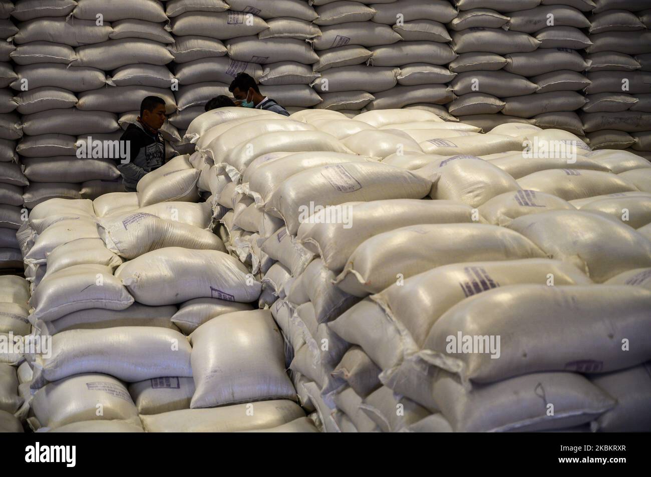 National food buffer center hi-res stock photography and images - Alamy