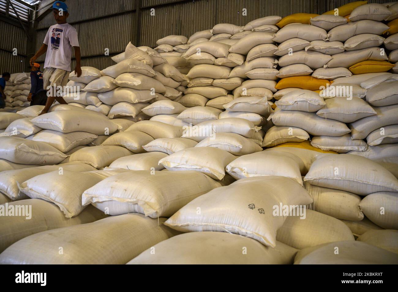 National food buffer center hi-res stock photography and images - Alamy