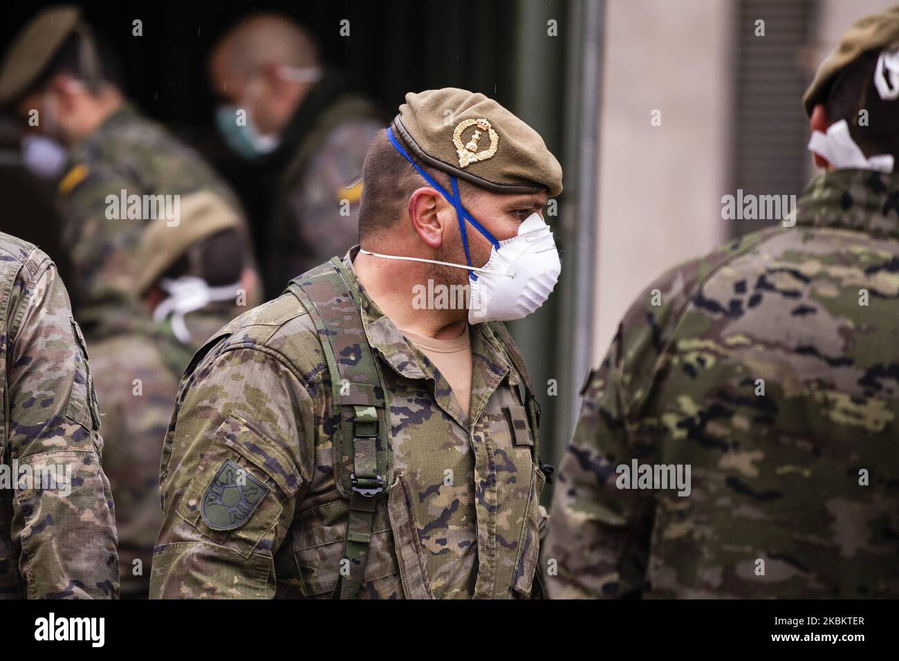The UME (Military Emergency Unit) working on the Catalonia indoor ...