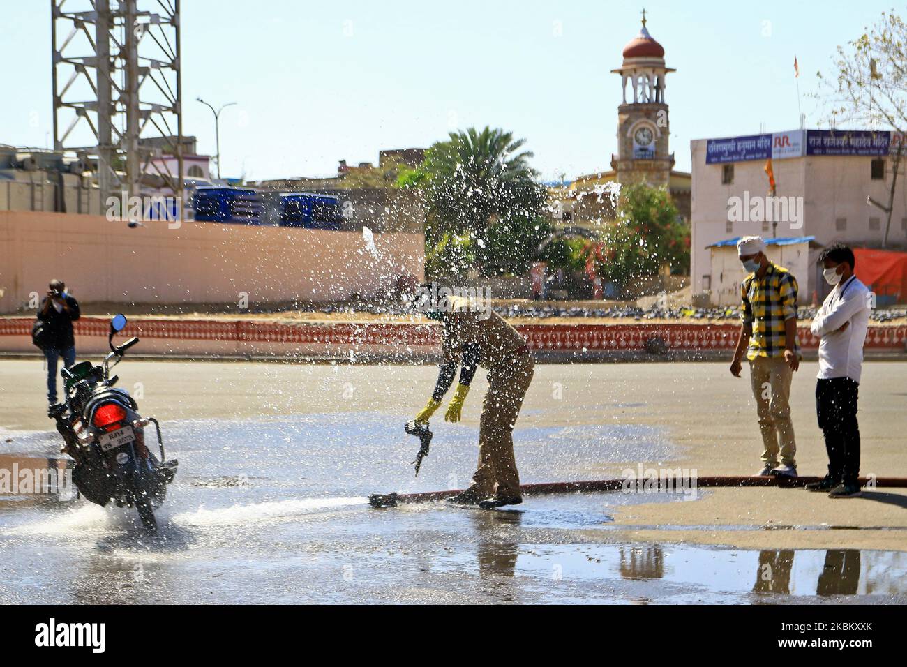 Jmc worker hi-res stock photography and images - Alamy