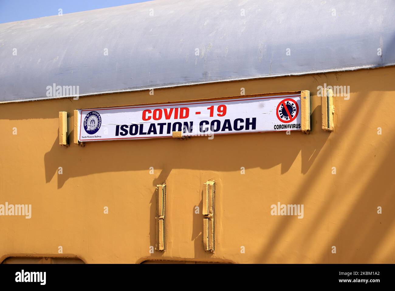 Temporary isolation wards hi-res stock photography and images - Alamy