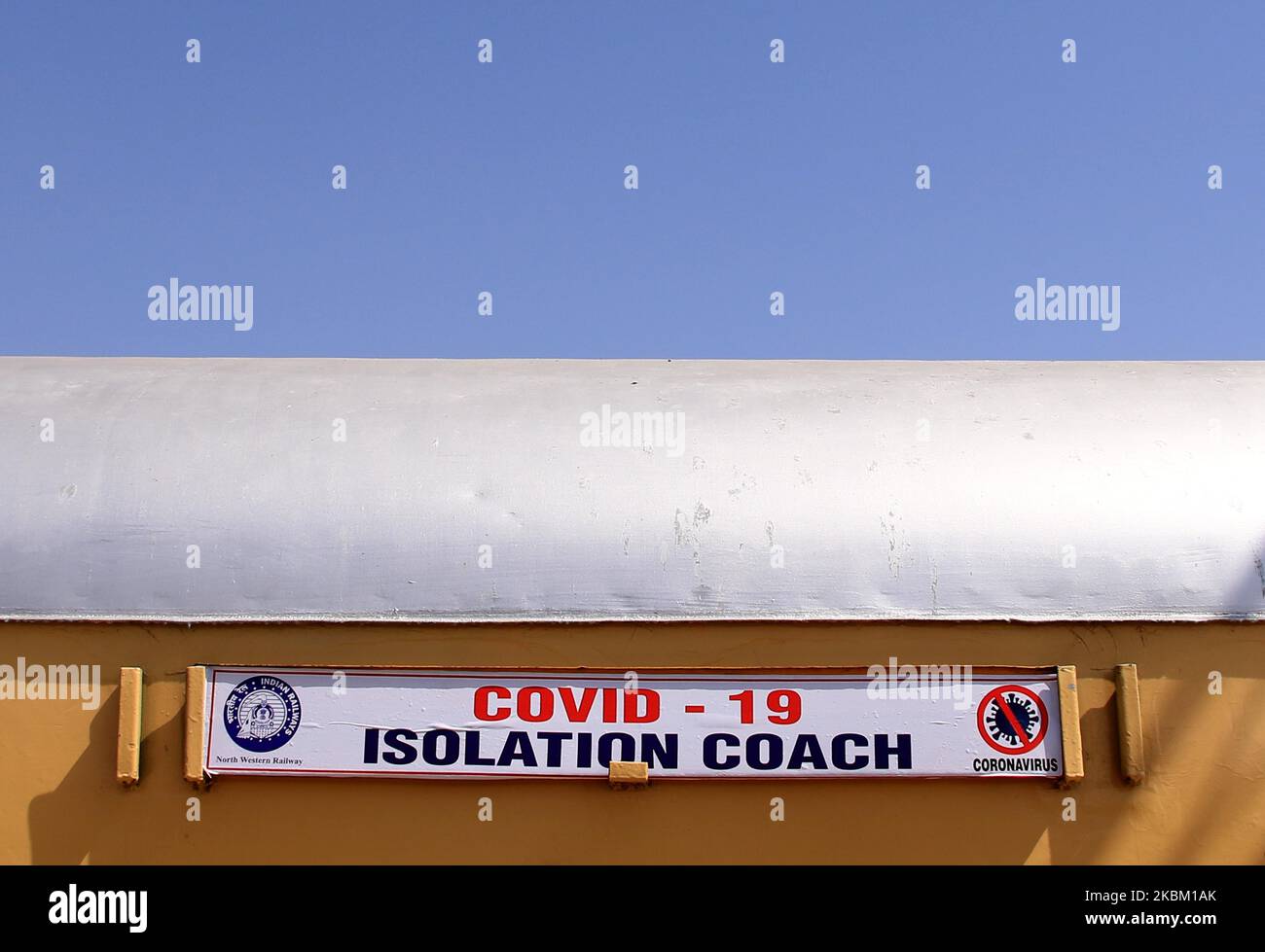 Temporary isolation wards hi-res stock photography and images - Alamy
