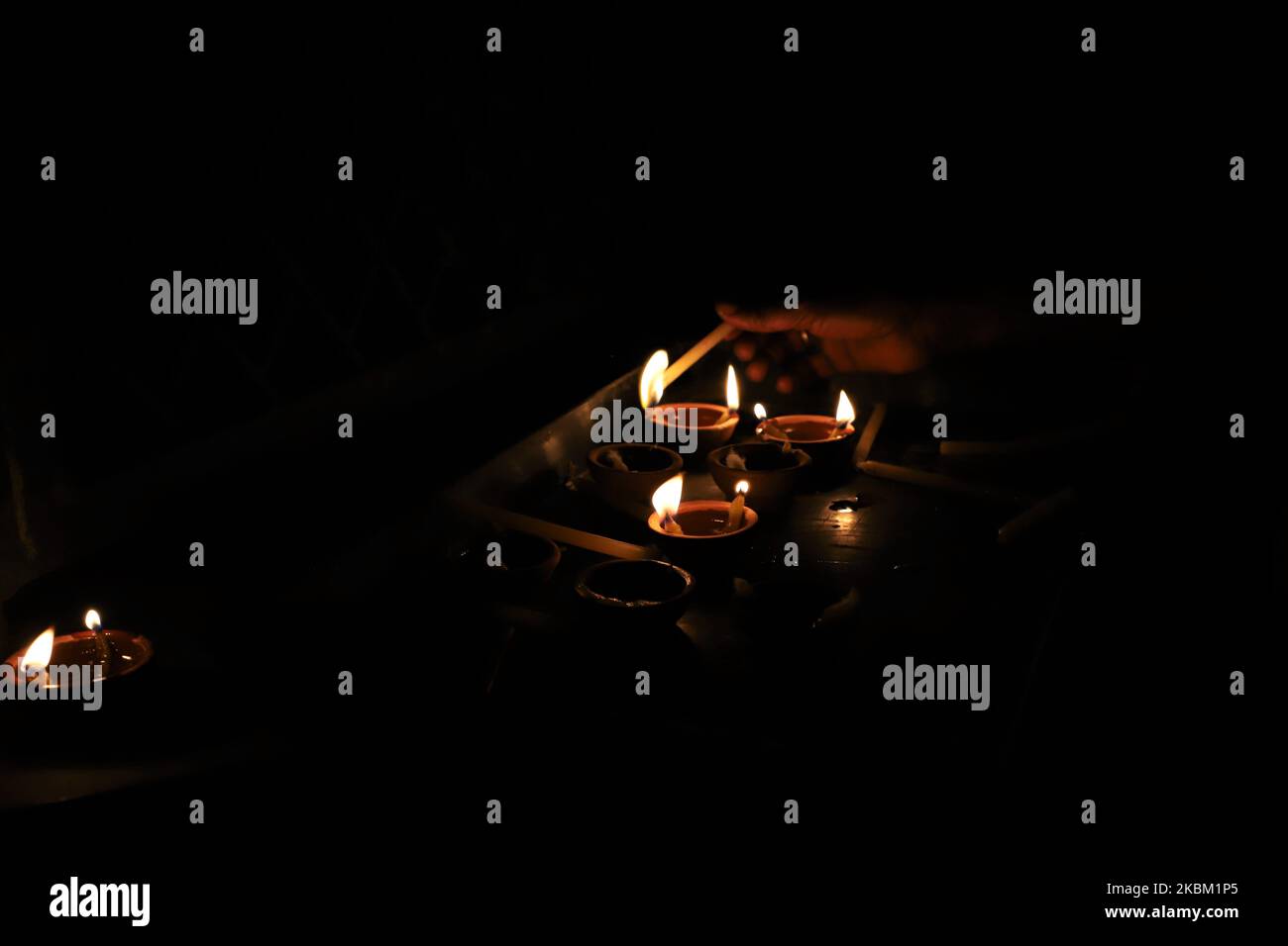 Shun light hi-res stock photography and images - Alamy