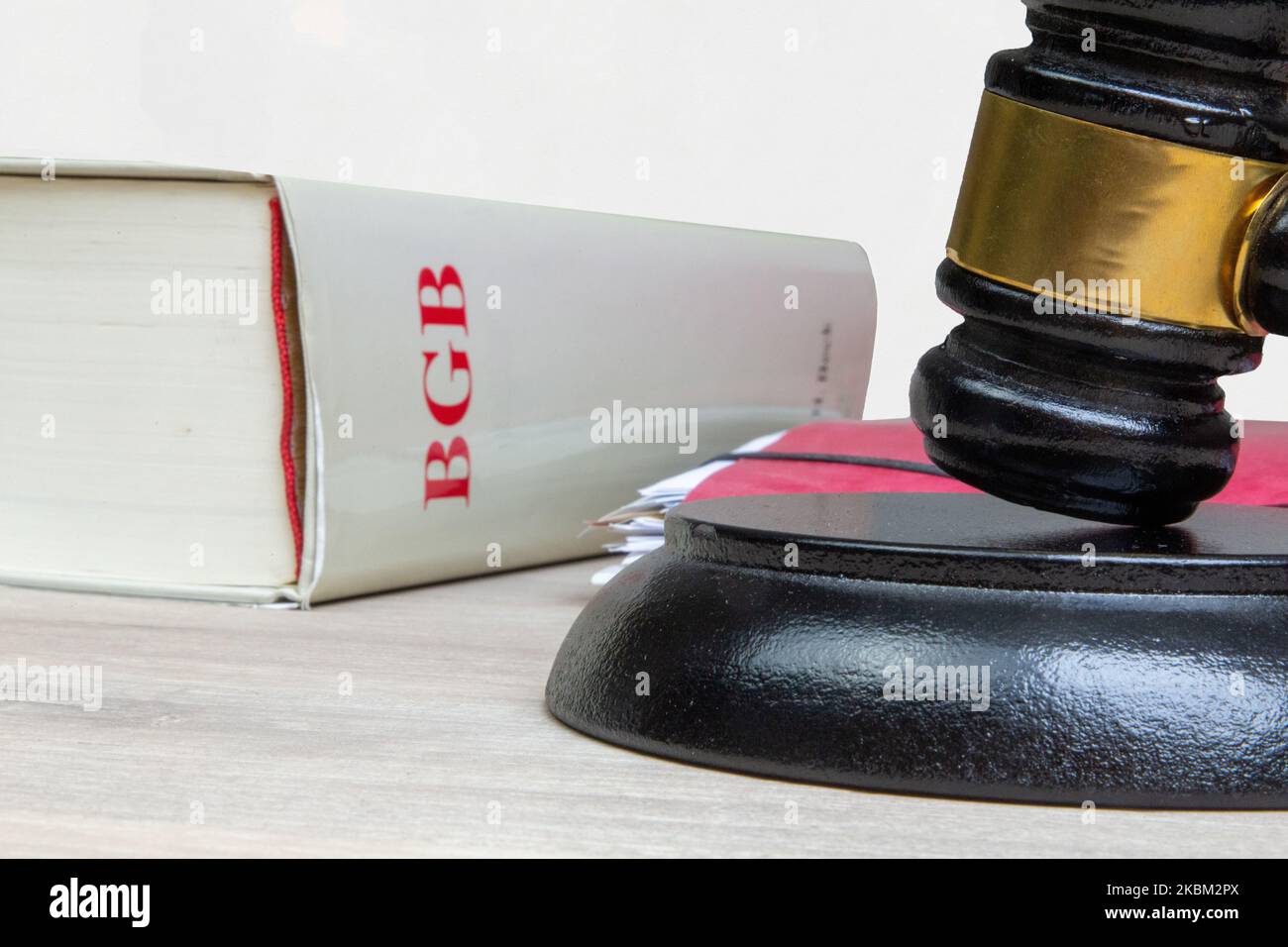 Symbol image of a court hearing in Germany: close-up of a judge´s gavel ...
