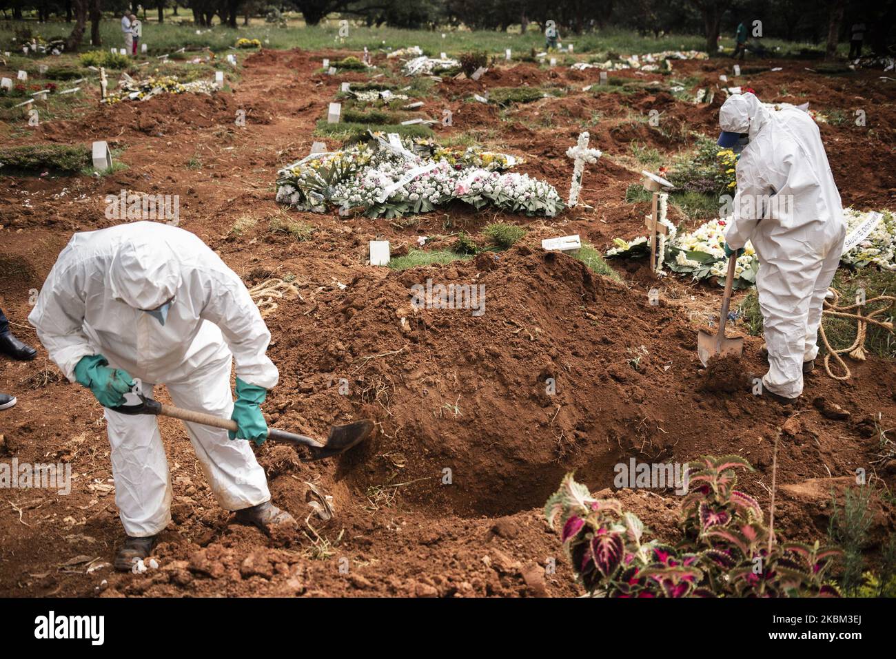 150 burials hi-res stock photography and images - Alamy