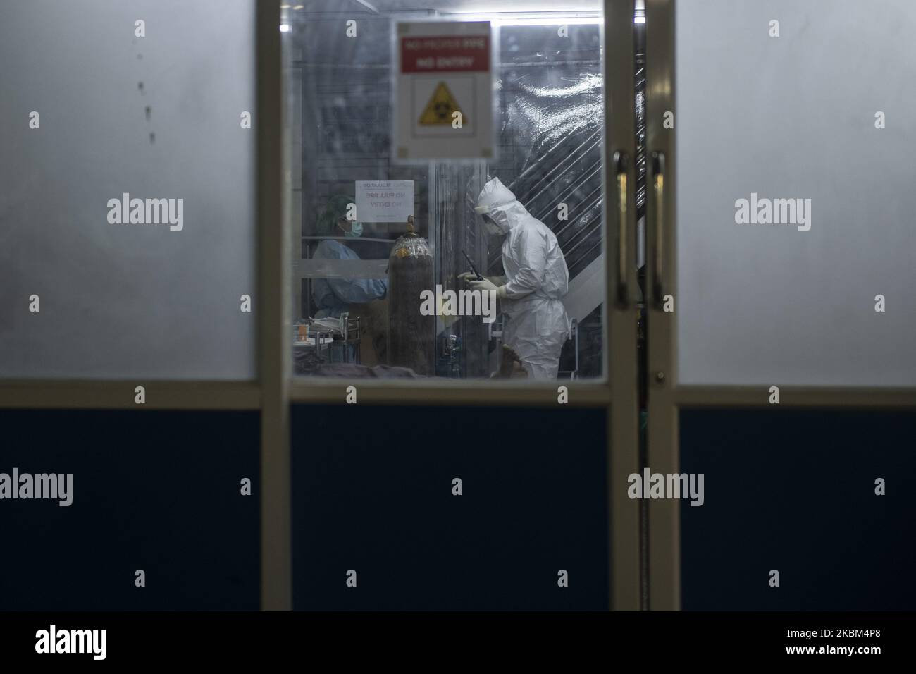 Center of yangon general hospital hi-res stock photography and images ...