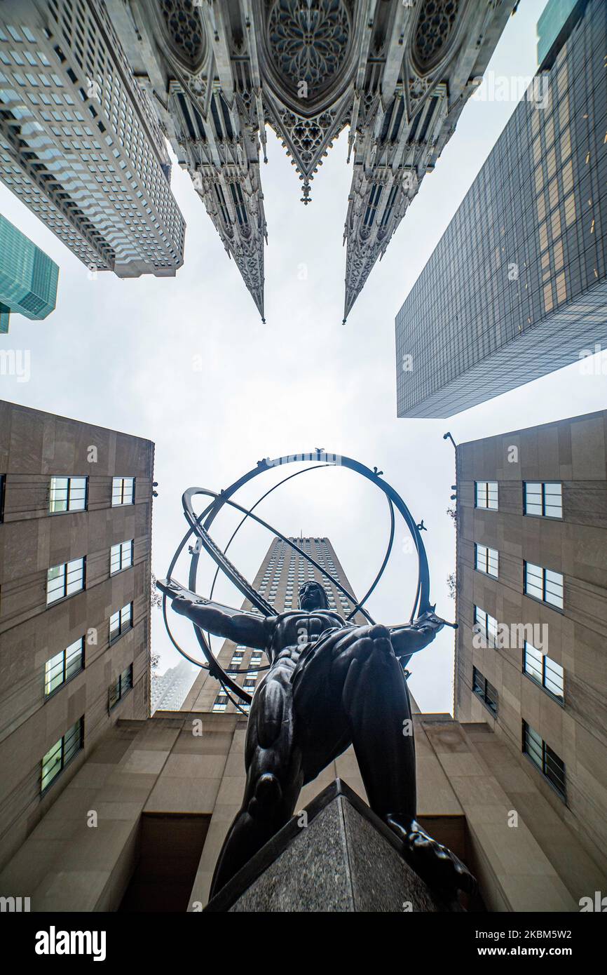 Titan Atlas Wallpaper