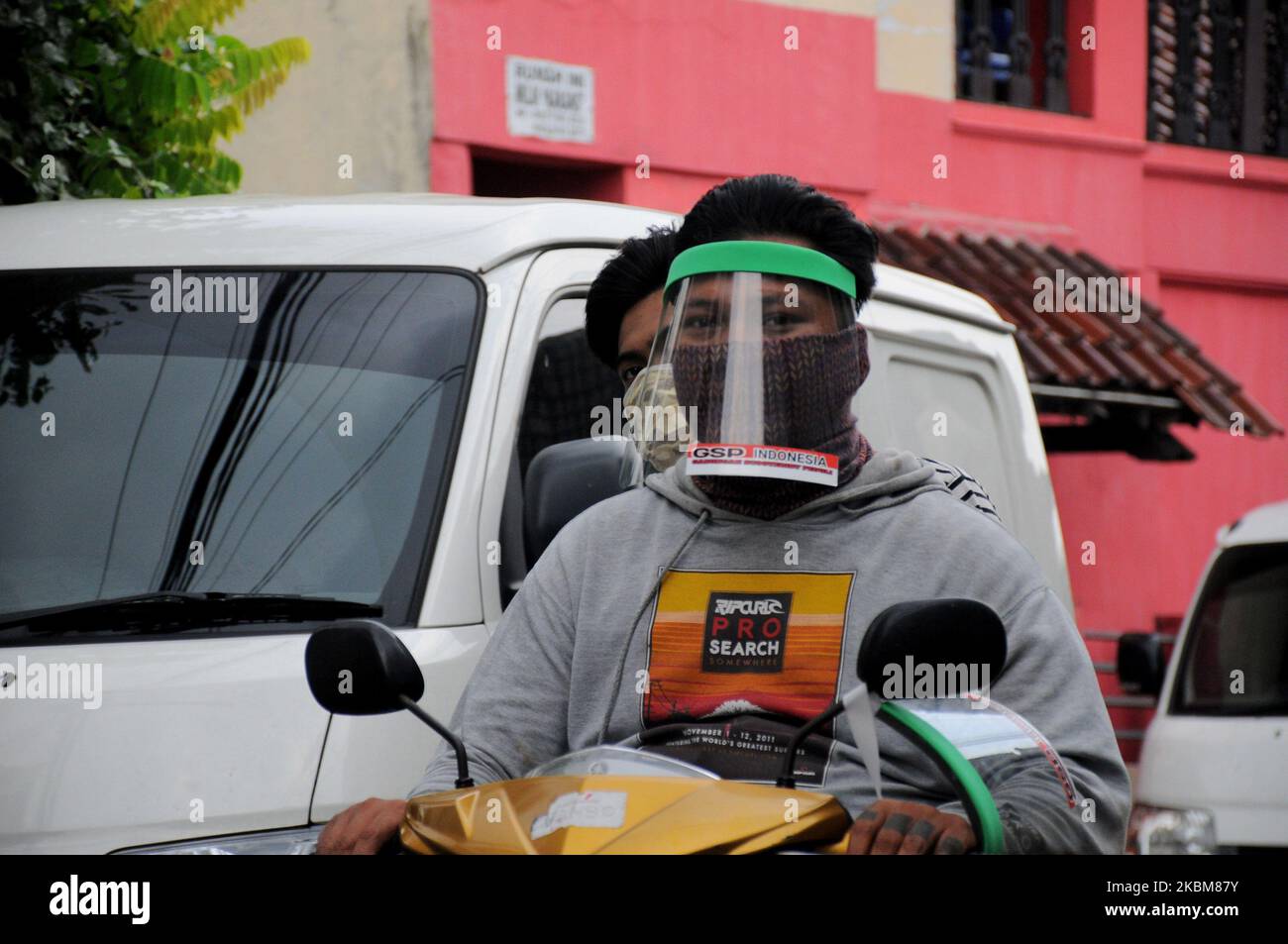 Some areas of residents wore masks and closed small roads leading to ...