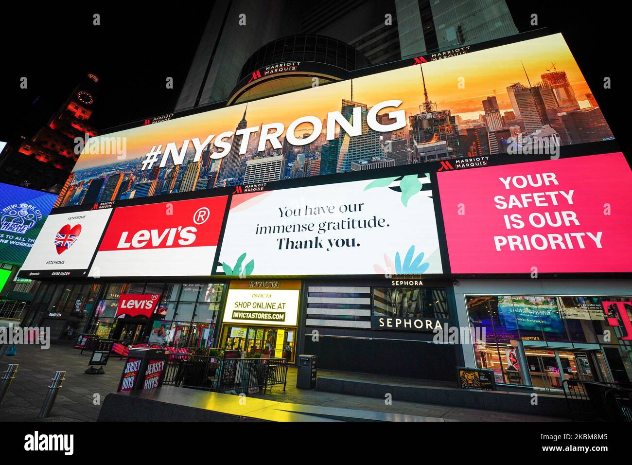 Digital billboard flashes signs of support for medical workers in Time ...