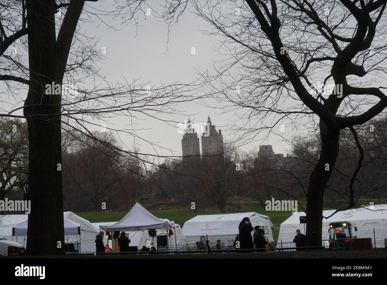 Overflow coronavirus patients hi-res stock photography and images - Alamy