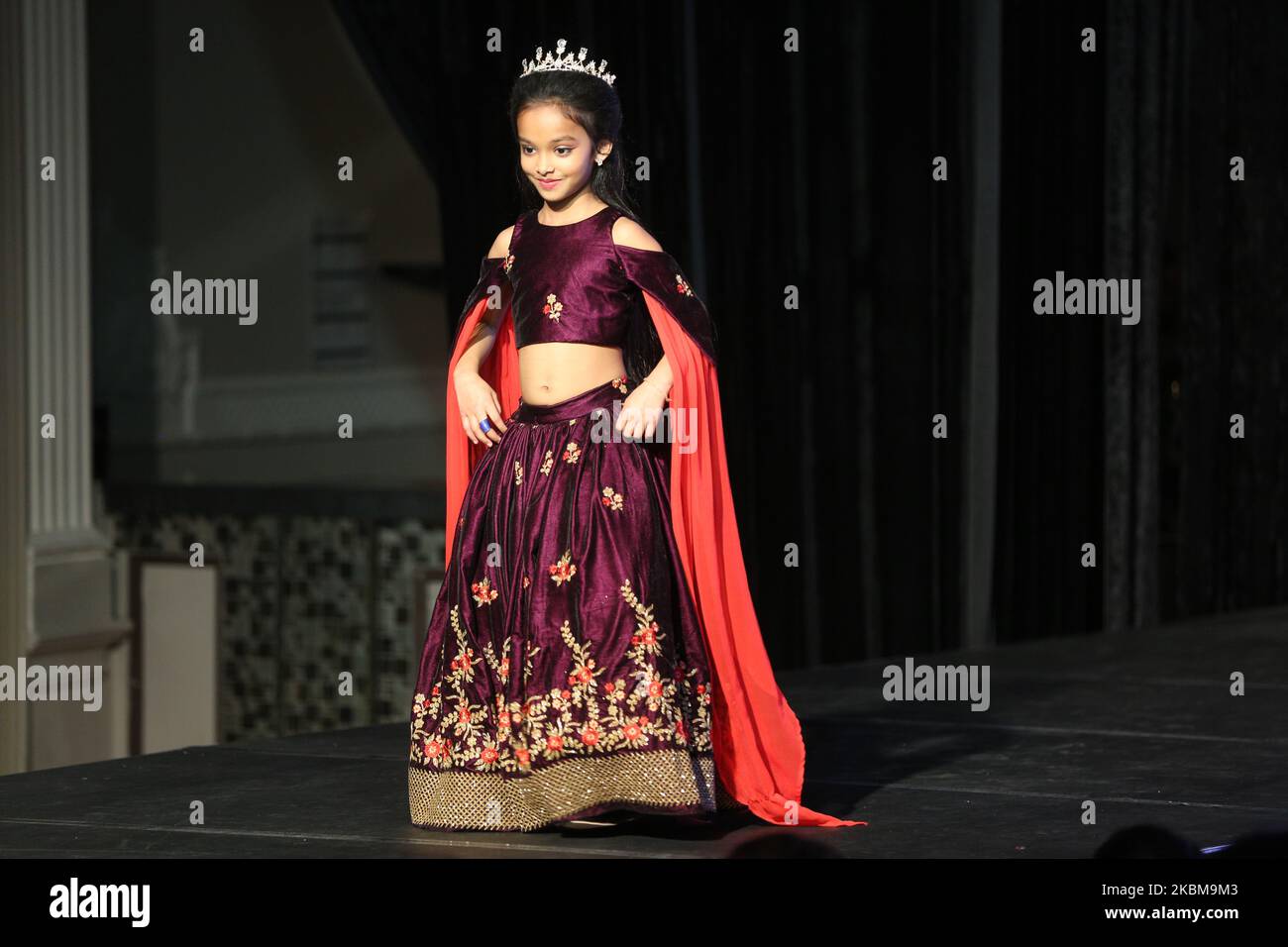Indian wedding runway show hi-res stock photography and images - Alamy