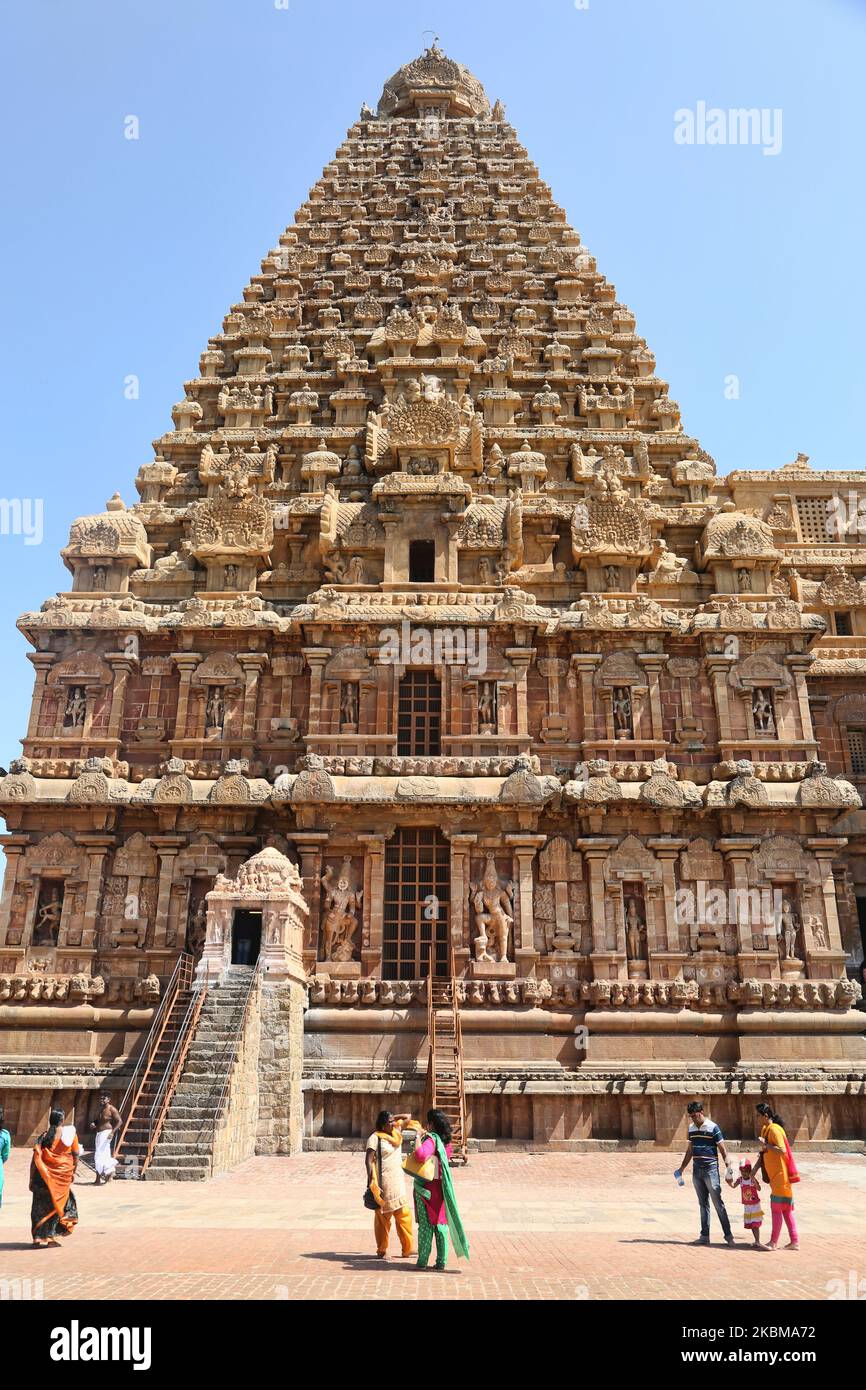 Brihadeeswarar Temple (also known as Brihadisvara Temple, Brihadishvara ...