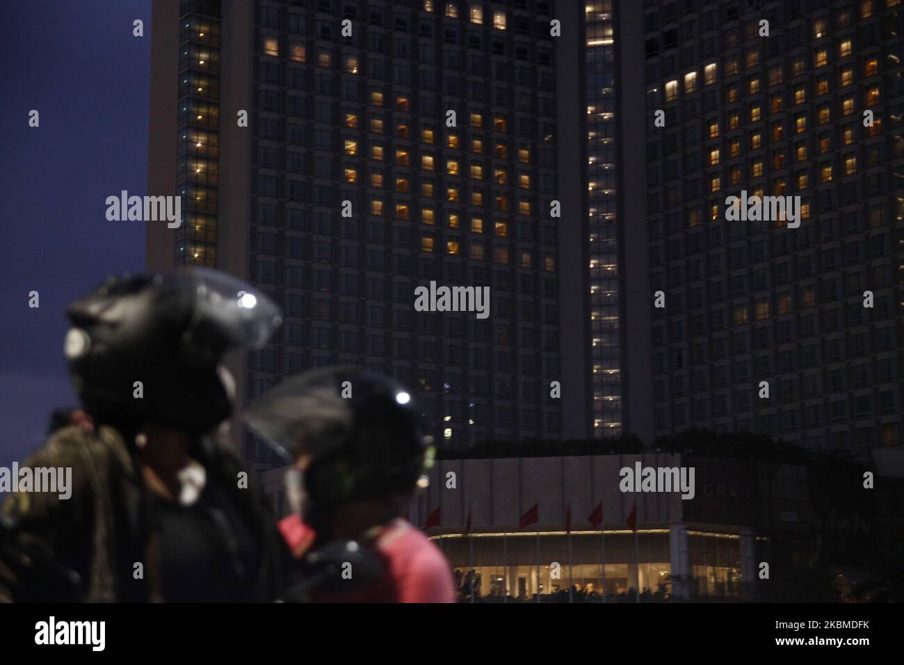 Grand hyatt hotels windows hi-res stock photography and images - Alamy