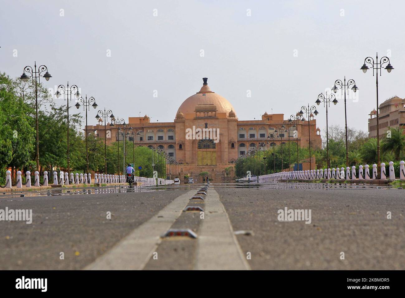 View of deserted janpath road hi-res stock photography and images - Alamy