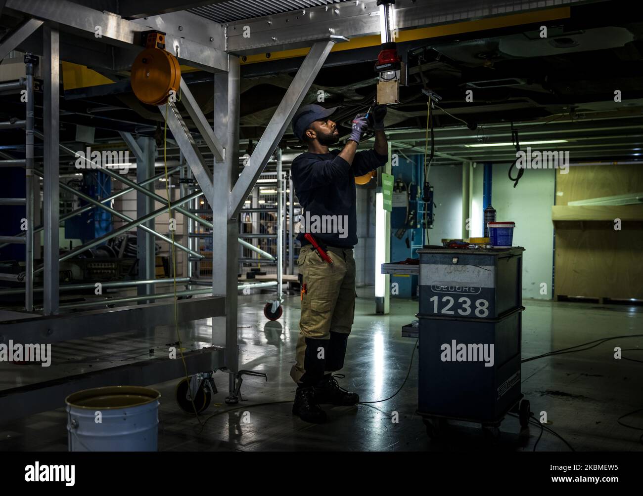 Statushouder hi-res stock photography and images - Alamy