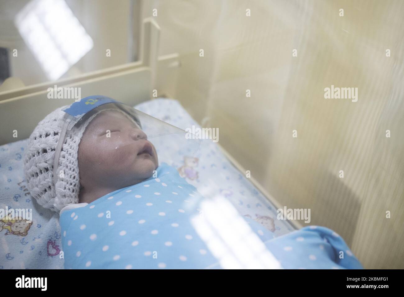 Mini face shields hi-res stock photography and images - Alamy