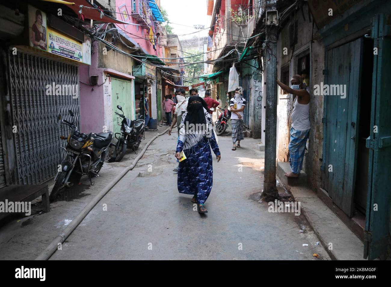 Belgachia slum hi-res stock photography and images - Alamy