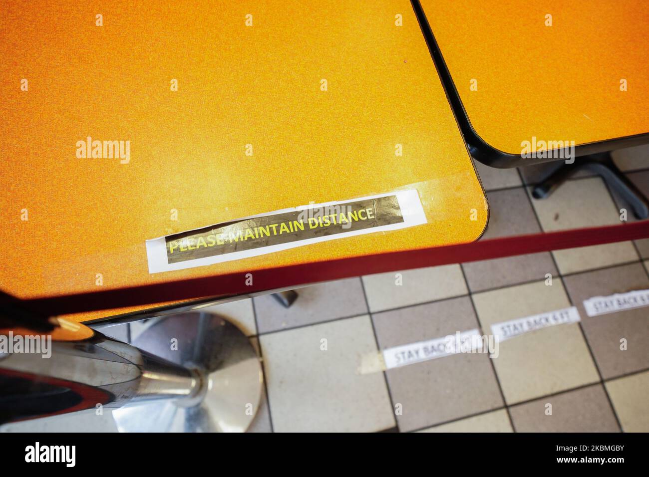 Dunkin billboard times square hi-res stock photography and images - Alamy