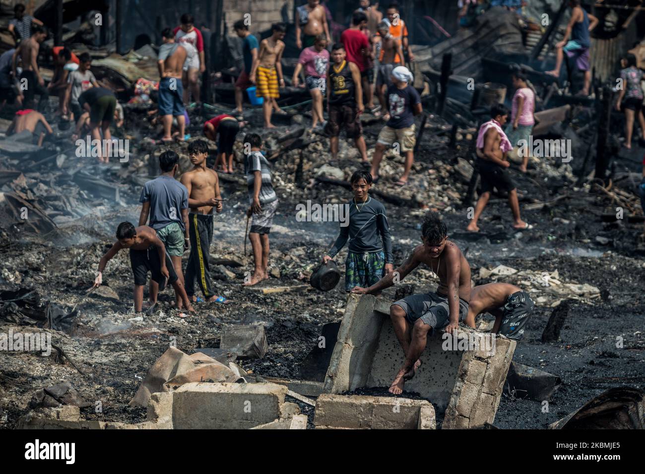 Tondo slum area in manila hi-res stock photography and images - Alamy