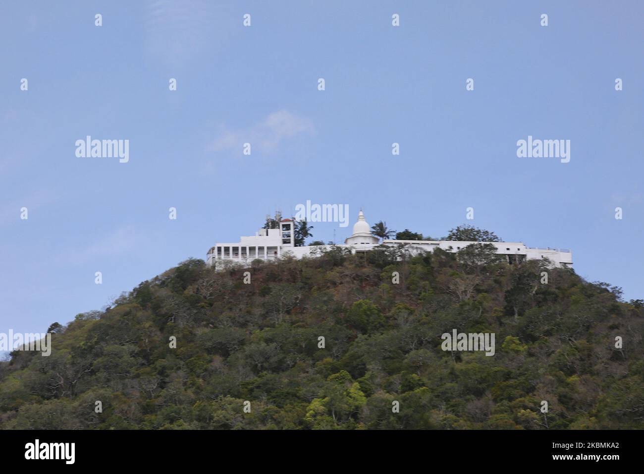 Kataragama murugan temple hi-res stock photography and images - Alamy