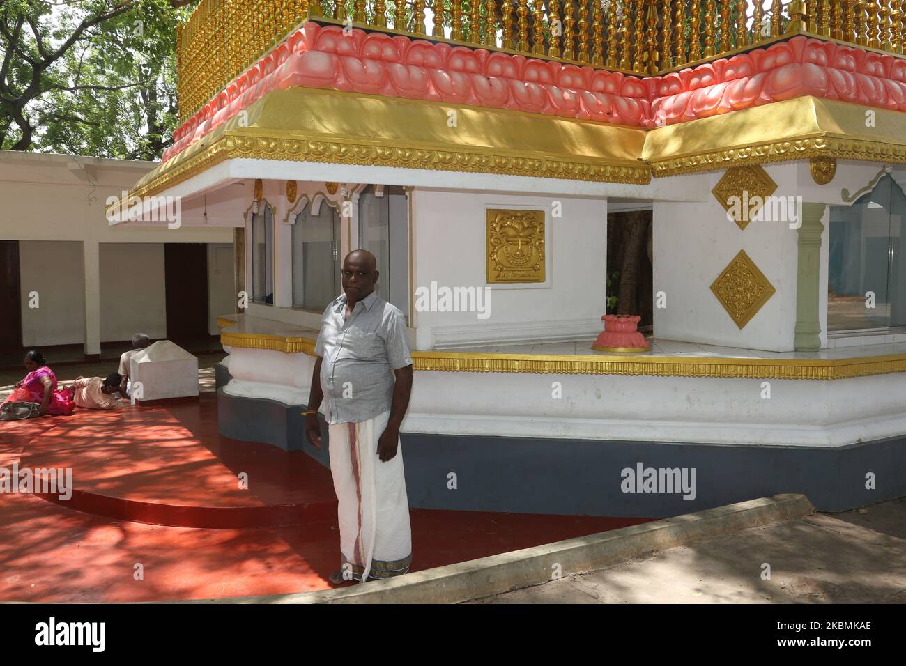 Kataragama murugan temple hi-res stock photography and images - Alamy